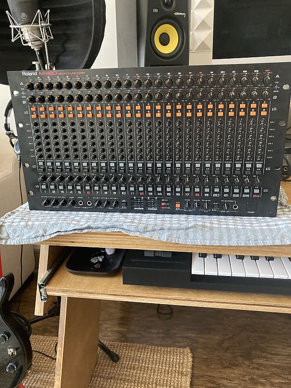 Roland M-480 48 Input Line Mixer | Reverb Canada