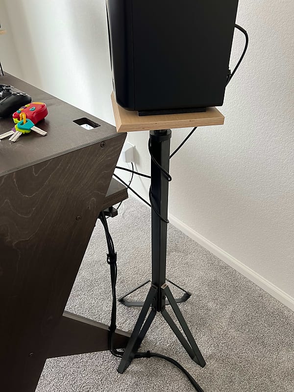 Output Speaker Stands 2020 - Natural Wood / Steel | Reverb