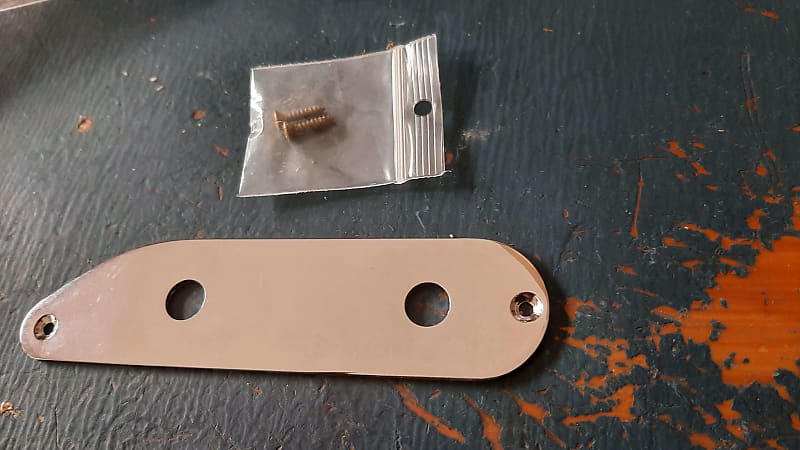 Fender Precision bass plate 1951-57 - with aged screws | Reverb