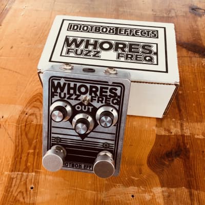 IdiotBox Effects WHORES. Fuzz Freq | Reverb
