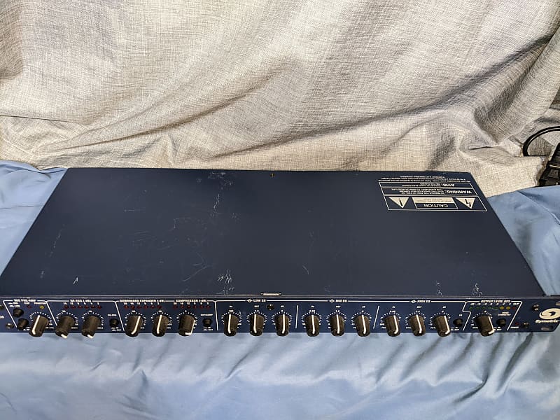 Symetrix 528E Mic Preamp / Voice Processor #2 | Reverb