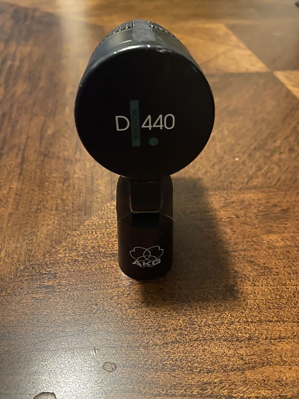 AKG D440 - Black | Reverb