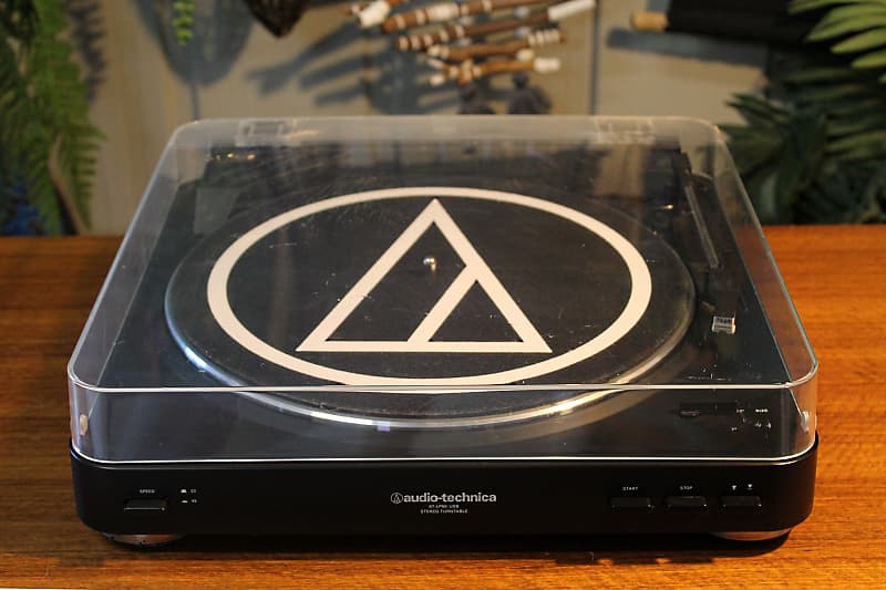 Audio Technica AT-LP60-USB Turntable with REGA | Reverb Australia