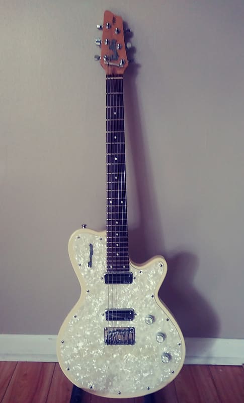 Godin Radiator Electric Guitar | Reverb