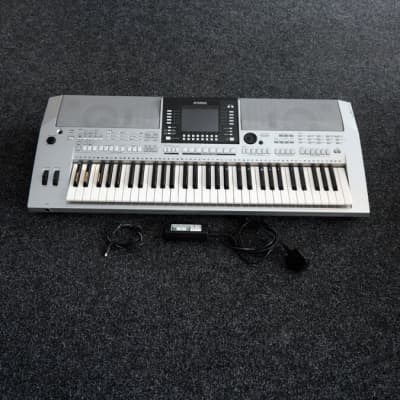 Yamaha PSR-S910 Arranger Workstation Keyboard - 2nd Hand | Reverb