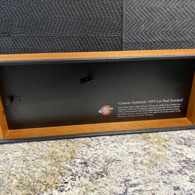 Gibson Display Case Late 90s / Early 2000s Custom Authentic | Reverb