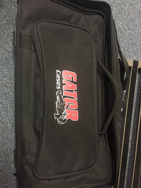 Gator GK-2110 Micro keyboard and multieffects case | Reverb