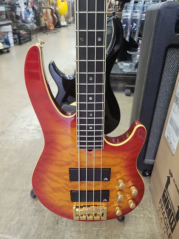 Brian Moore i4 2000s Red Flamed Maple w/HC (EXCELLENT | Reverb