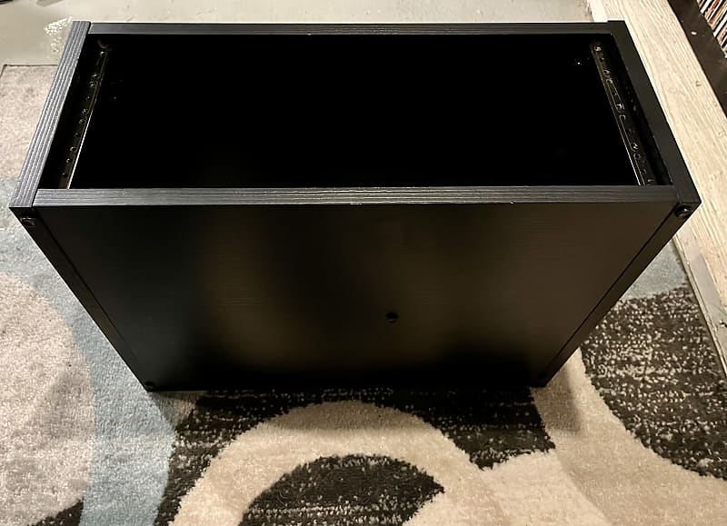 Middle Atlantic RK4 4U 4 Space RK Series Rack Black Finish | Reverb