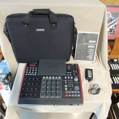 AKAI MPC 4000 CUSTOM "WOOD" STYLE IN LIKE A NEW CONDITION | Reverb