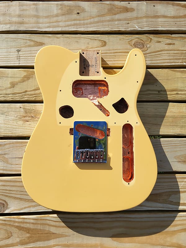 Fender Telecaster Body American Performer - Vintage White | | Reverb