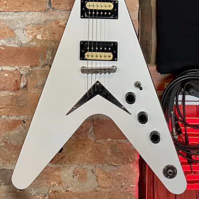 Dean V79 - White | Reverb