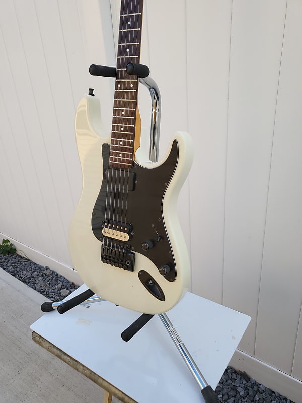 Schecter Strategy 80's - White | Reverb