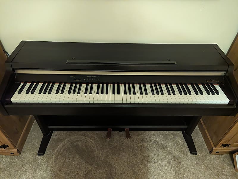 Yamaha Clavinova CLP-920 2008-2012 - Mahogony | Reverb UK