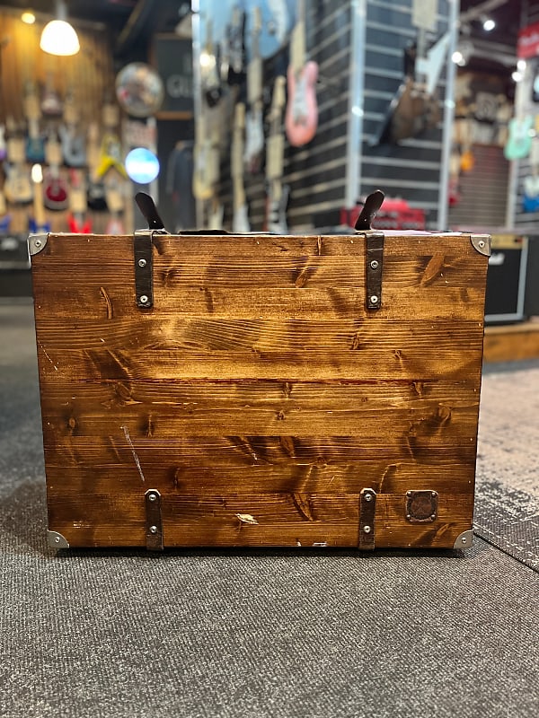 Pedalboard Bespoke wooden box (brown) | Reverb