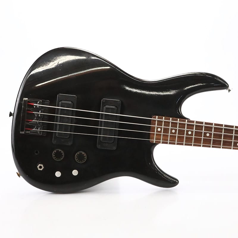 Peavey Dyna-Bass Black 4-String Bass Guitar w/ Hardshell Case | Reverb