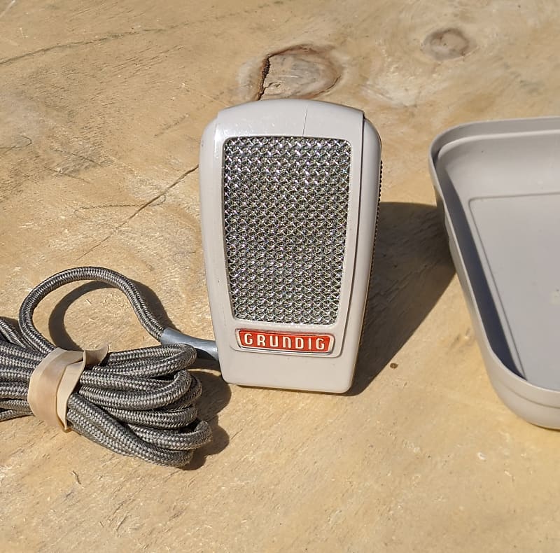 Vintage Grundig GDM 15 Microphone (Dynamisches Mikrofon) With | Reverb