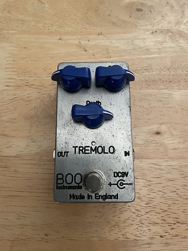 Boo Instruments Tremolo Pedal - Light Up Lid | Reverb