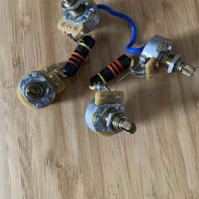 2011 Gibson Les Paul Reissue R9 Wiring Harness. Bumblebees. | Reverb