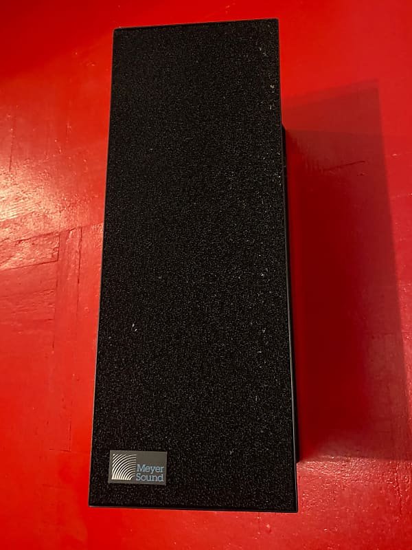Meyer Sound Meyer Sound UPM-1P Small Point-Source Loudspeaker | Reverb