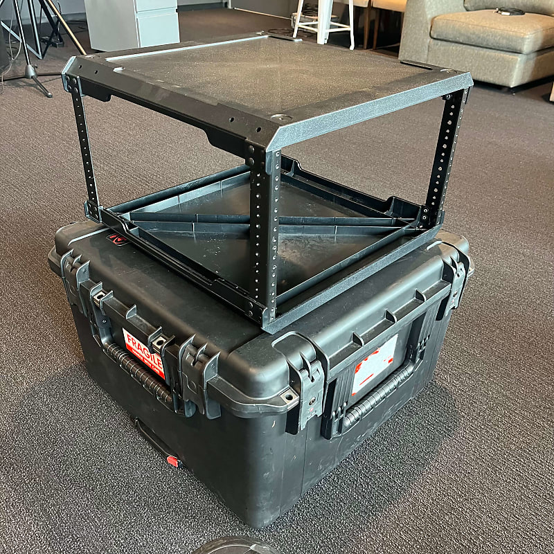 SKB 6U iSeries Injection Molded Fly Rack - 20" | Reverb