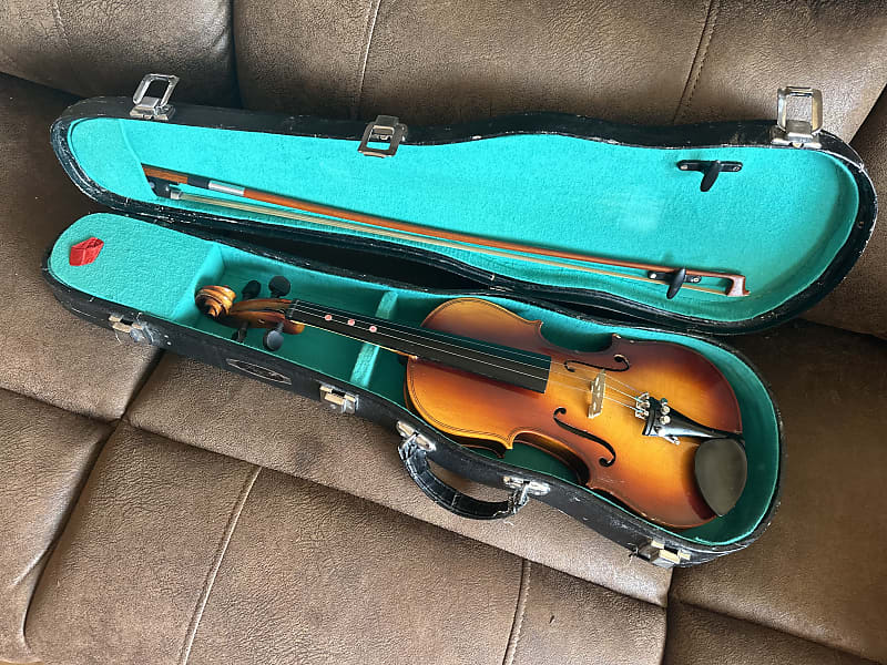 Lark Violin w/ Bow | Reverb