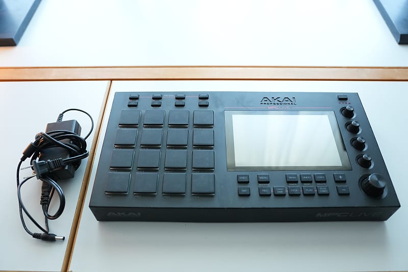 Akai MPC Live Standalone Sampler with Hard Case | Reverb