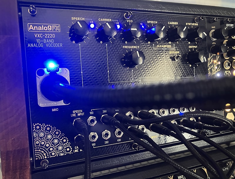 AnalogFX - VXC-2220 Analog Vocoder in Box | Reverb