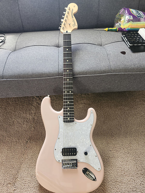 Fender Tom Delonge Stratocaster Build Shell Pink | Reverb