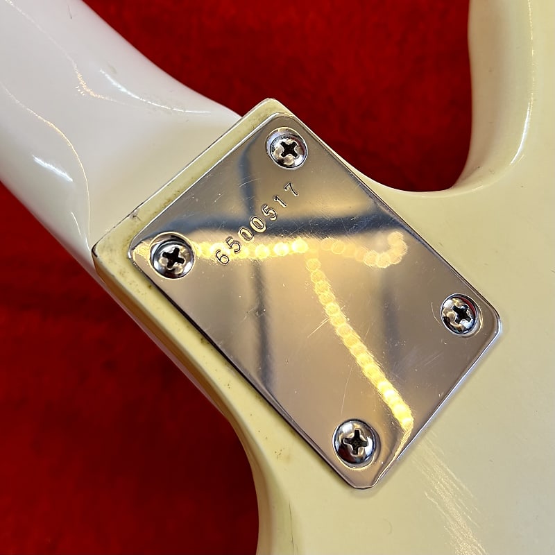 Guyatone LG-140t 1960's - White original vintage MIJ Japan Guyatone LG-140t 1960's - White original vintage MIJ Japan