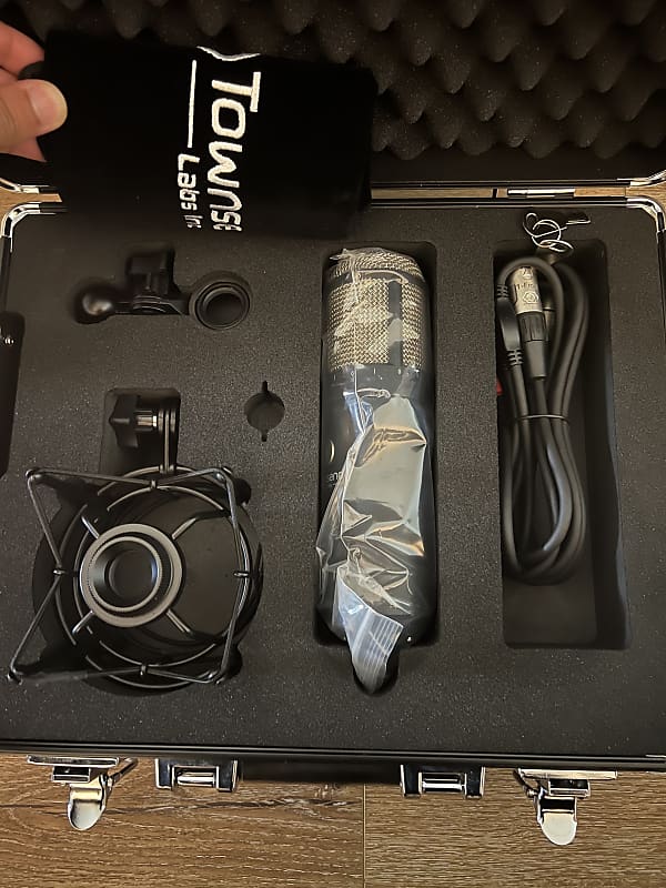 Universal Audio Townsend Sphere L22 | Reverb