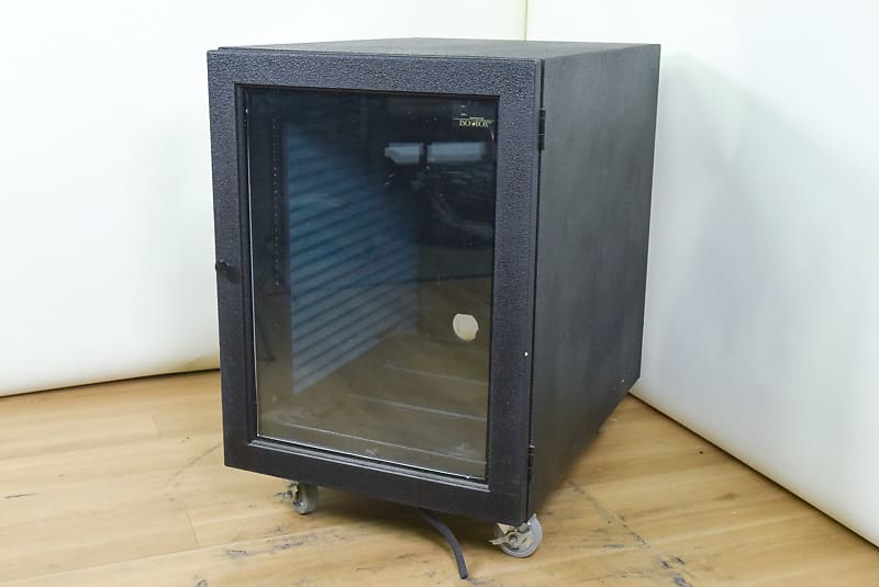 Sound Construction IsoBox Studio 16U Sound Isolation Rack | Reverb