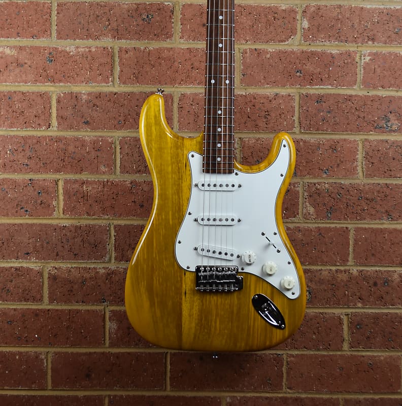 Cole Clark Defender Early 2000s - Natural | Reverb