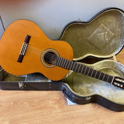 Cuenca Model 40 Natural Gloss Classical Guitar w/ Hard Case | Reverb