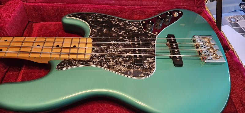 Fender/Warmoth Jazz bass - Sherwood Green metallic w/case | Reverb