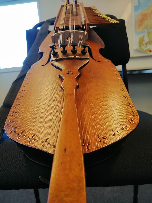 Nyckelharpa built by Lars Lithén | Reverb