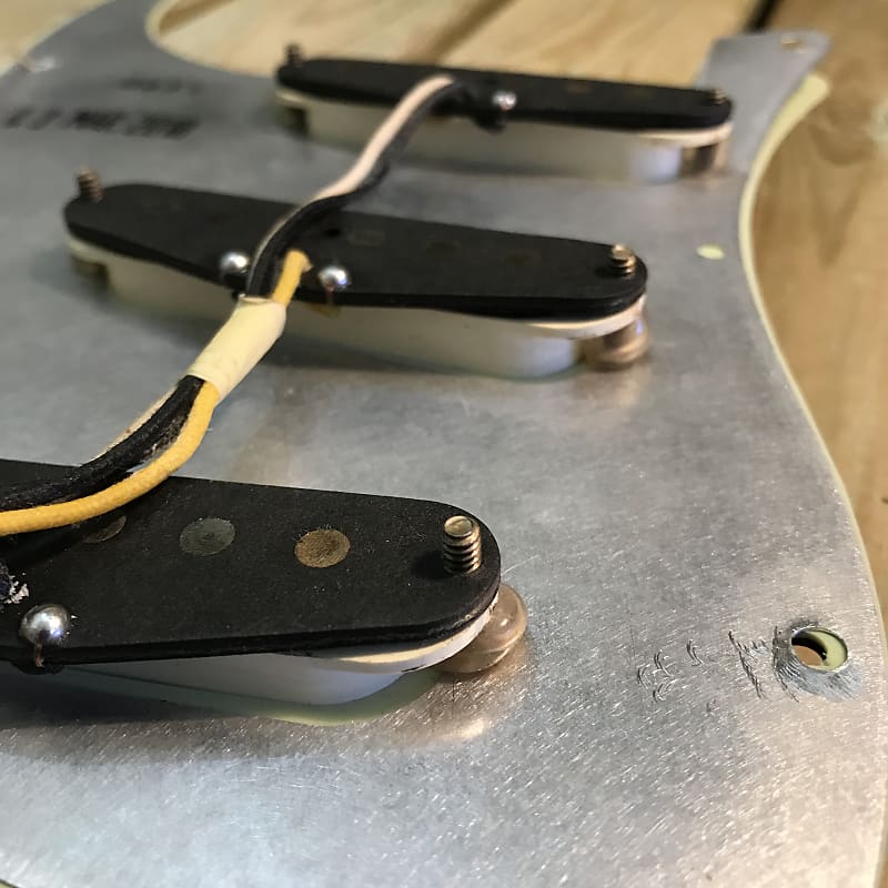 General 1964 Full loaded Scratchplate & pickups | Reverb France