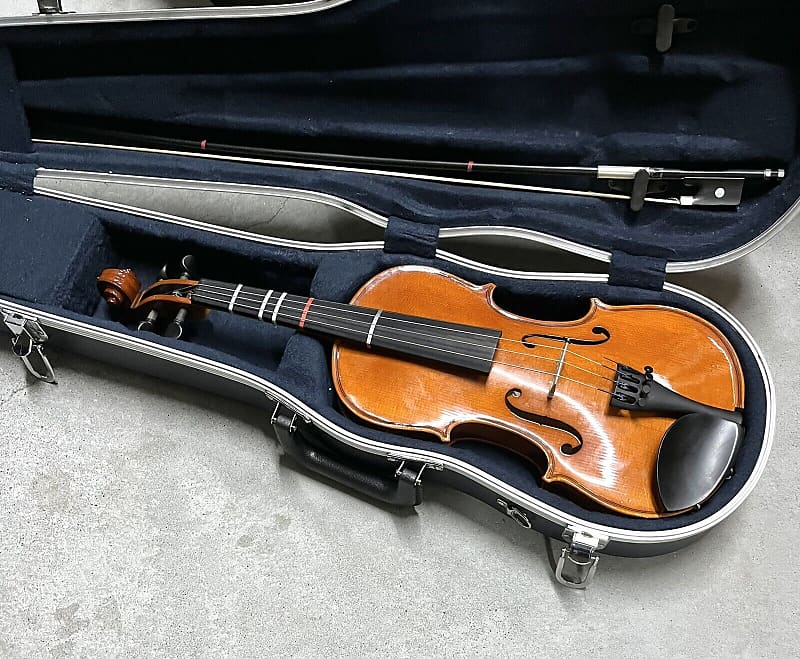 Yamaha V3 3/4 Violin Used Has Bow, Case and Rosin | Reverb