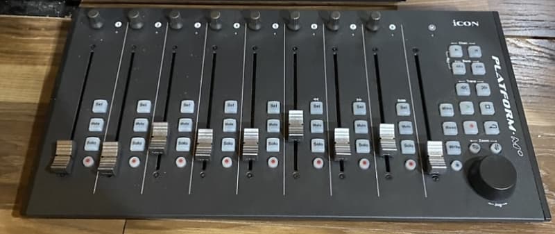 Icon pro audio Platform m+ | Reverb