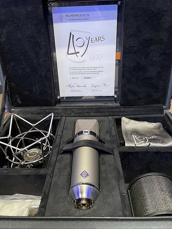 Neumann U87 40th Anniversary Set (Not original Pop Filter) | Reverb