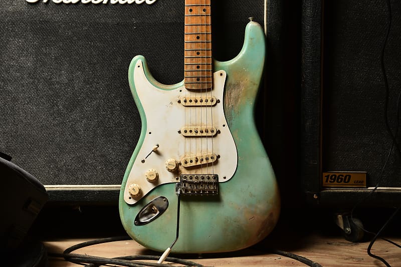 Watch video Left handed Dusty Reliced Fender | Reverb Australia