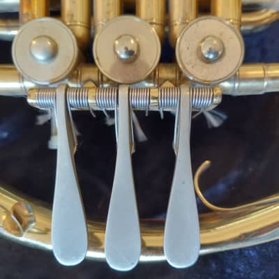 C.G. Conn Single French Horn, USA, with case/mouthpiece, Good | Reverb