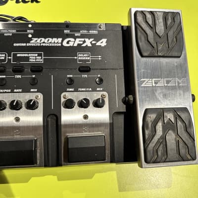 Zoom GFX-4 Multieffetto per chitarra elettrica | Reverb France
