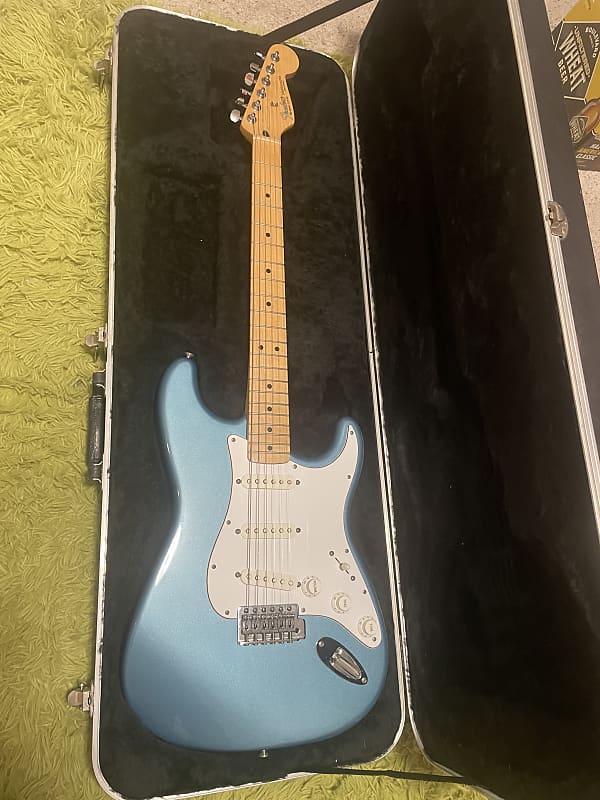 Fender Stratocaster Blue | Reverb