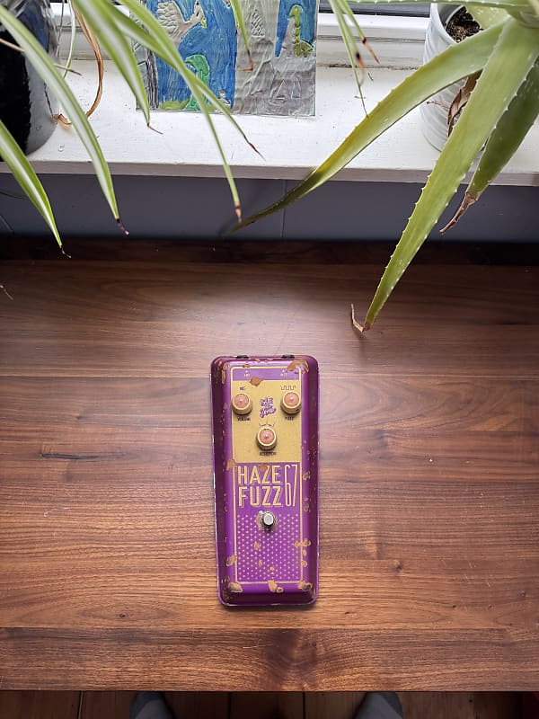 Isle of Tone Haze 67 Fuzz 2020s | Reverb