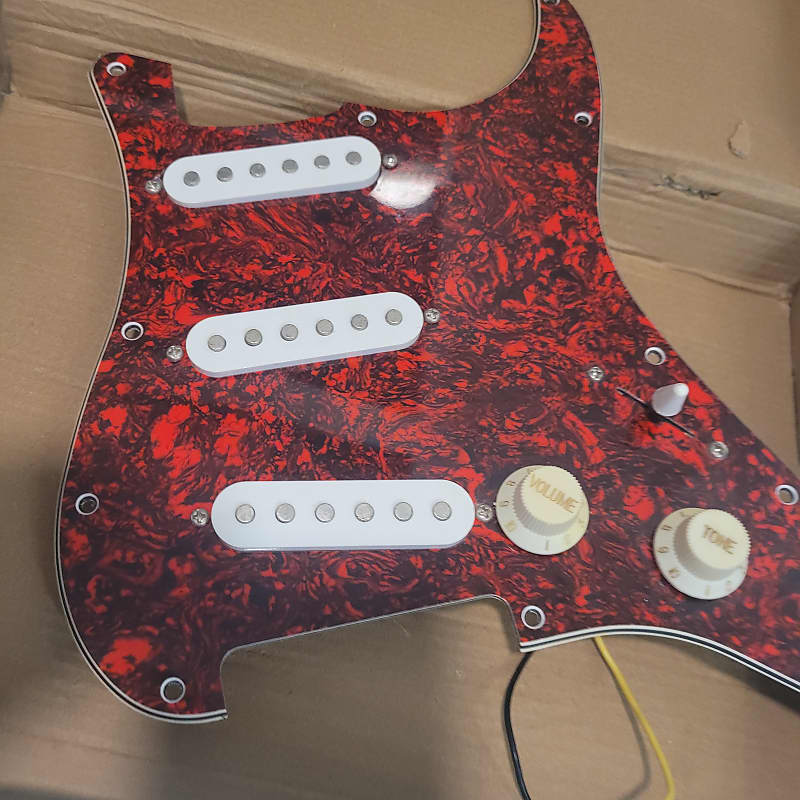 Fender Loaded Strat Pickguard squier | Reverb