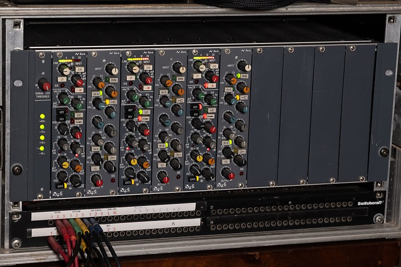 AMS Neve V Rack 1999 - grey | Reverb