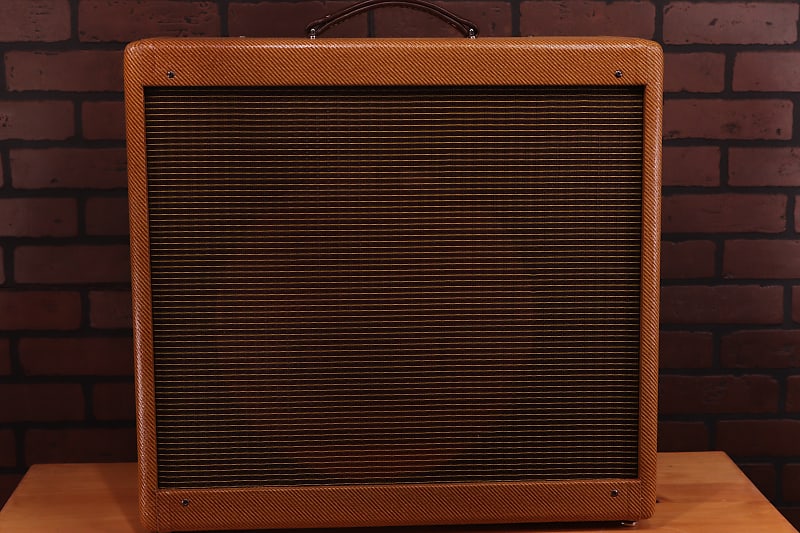 Narrow panel Tweed Pro Deluxe - Amber/Nitro Lacquer/1x15/5E3 | Reverb