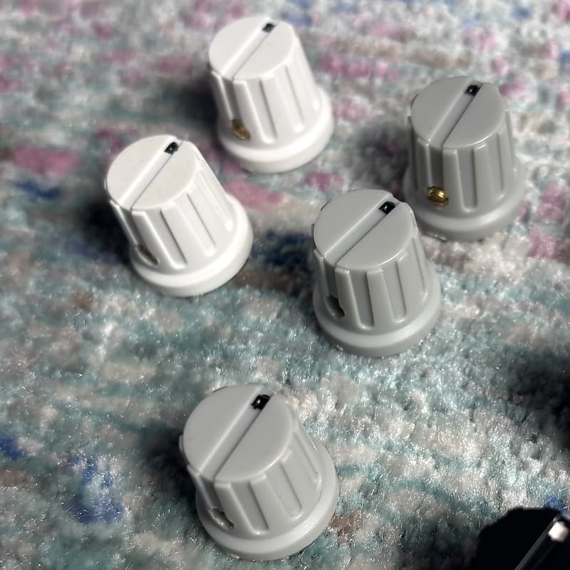 5 pedal synth knobs set screw, white & gray | Reverb