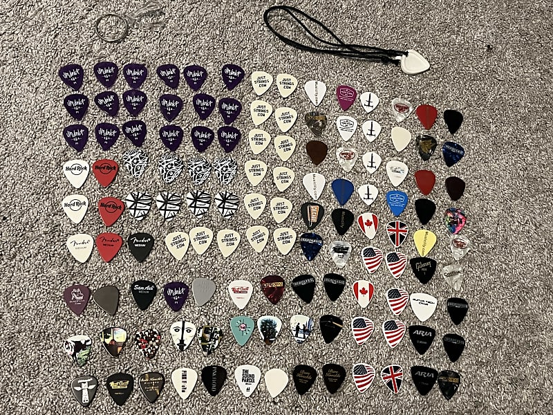 Large Collection of Guitar Picks | Reverb